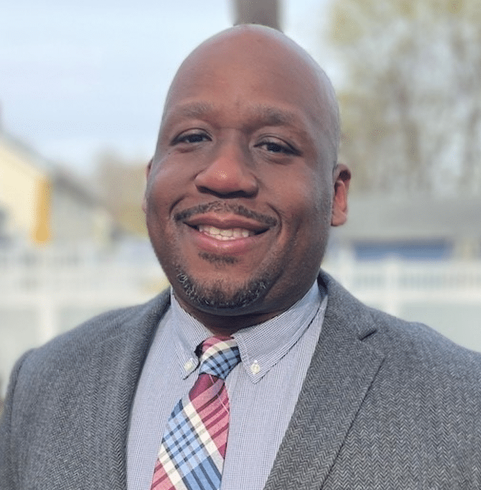 Staff - Jeffrey Smith