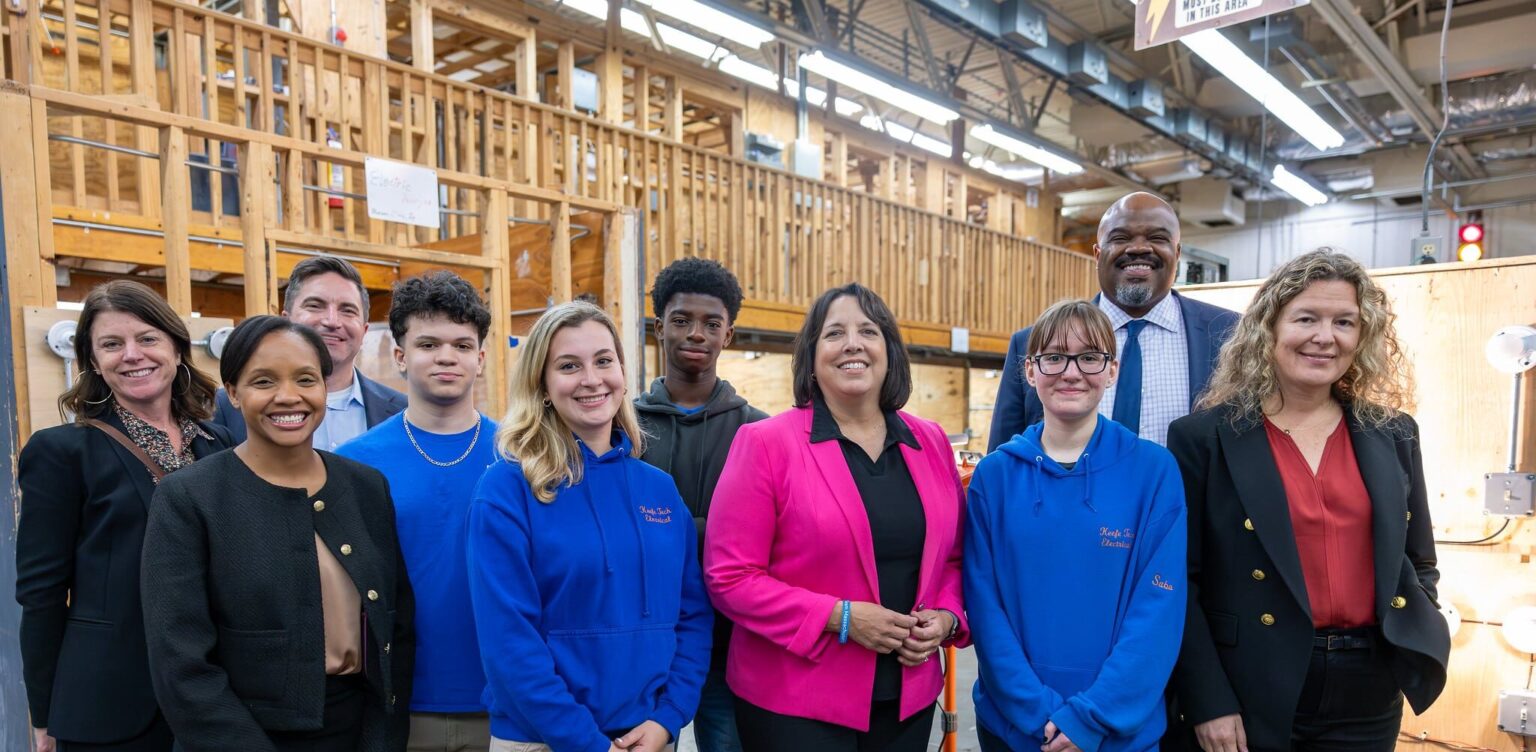 Commonwealth Corporation - Home